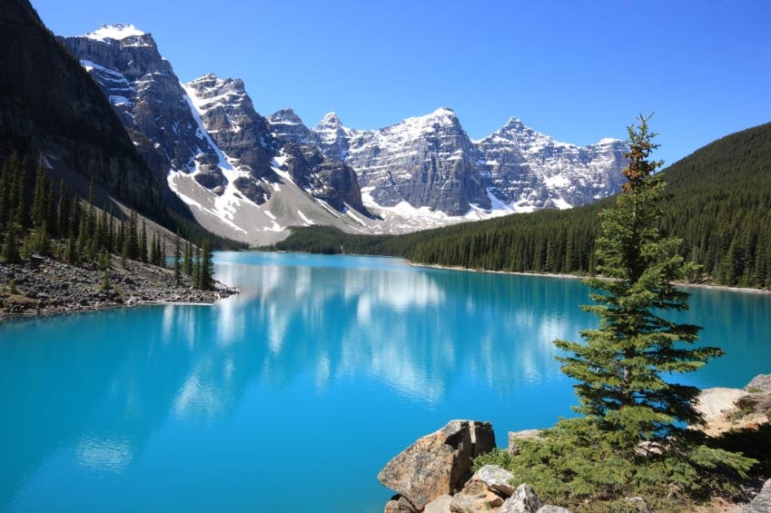 Top 10 Must-See Places in Canada | ILAC