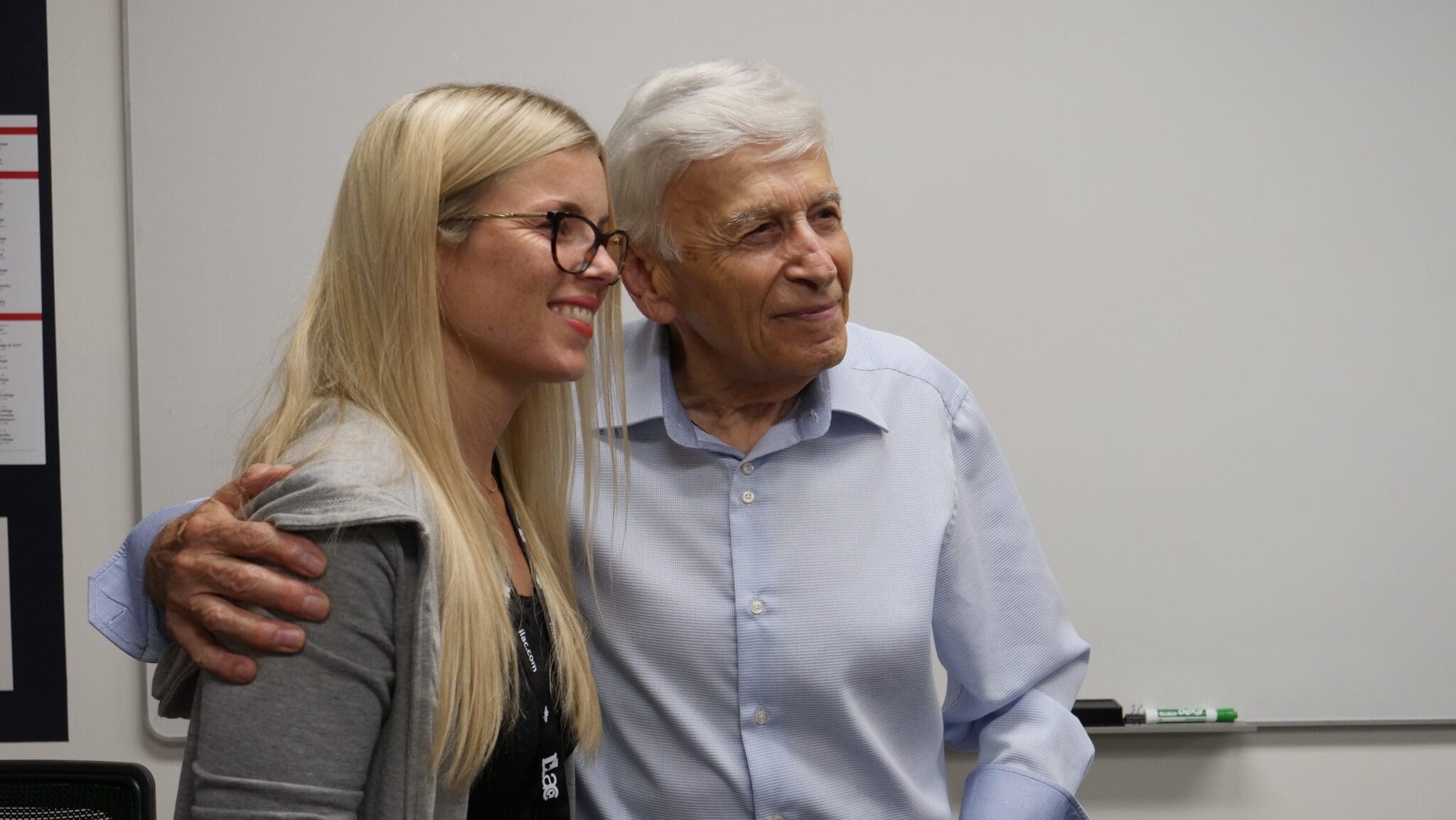 Holocaust Survivor and Author Max Eisen Meets with Students at ILAC