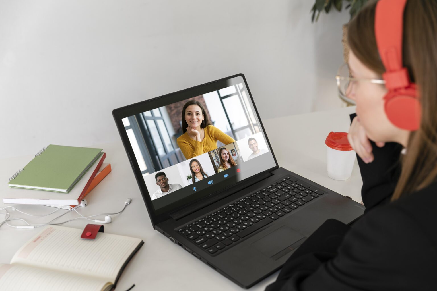 Demo Classes - Experience learning English online at ILAC